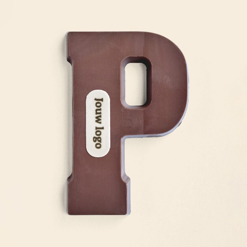 LogoLetter P melk 200 gram | Chocolade met logo