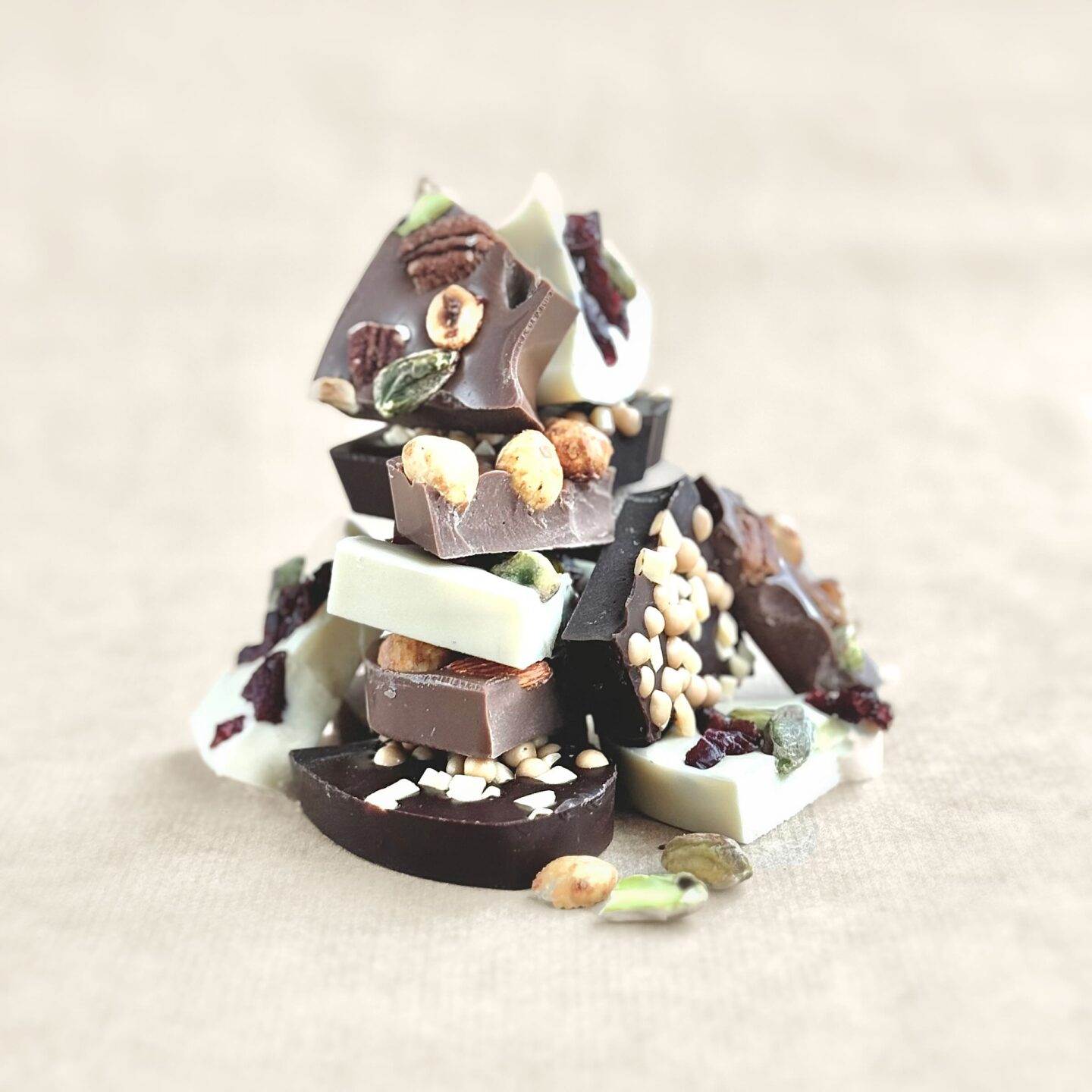 Luxe chocoladeletter S smaken verschillen | notenmix/karamel | 230g ...